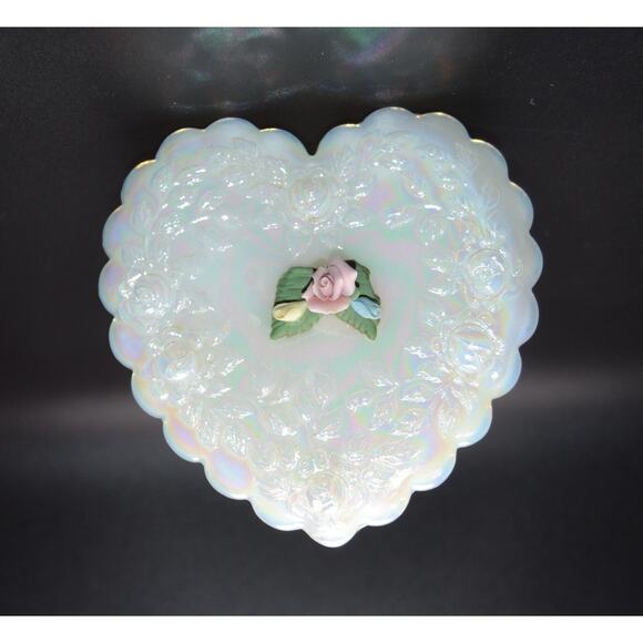 Fenton | Accents | Fenton Art Glass White Heartshaped Lidded White ...